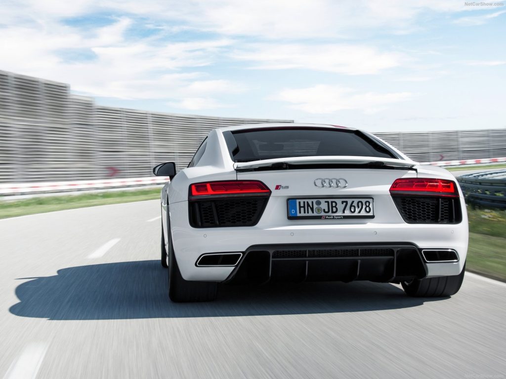 [Francfort 2017] Audi RS4 Avant et R8 RWS